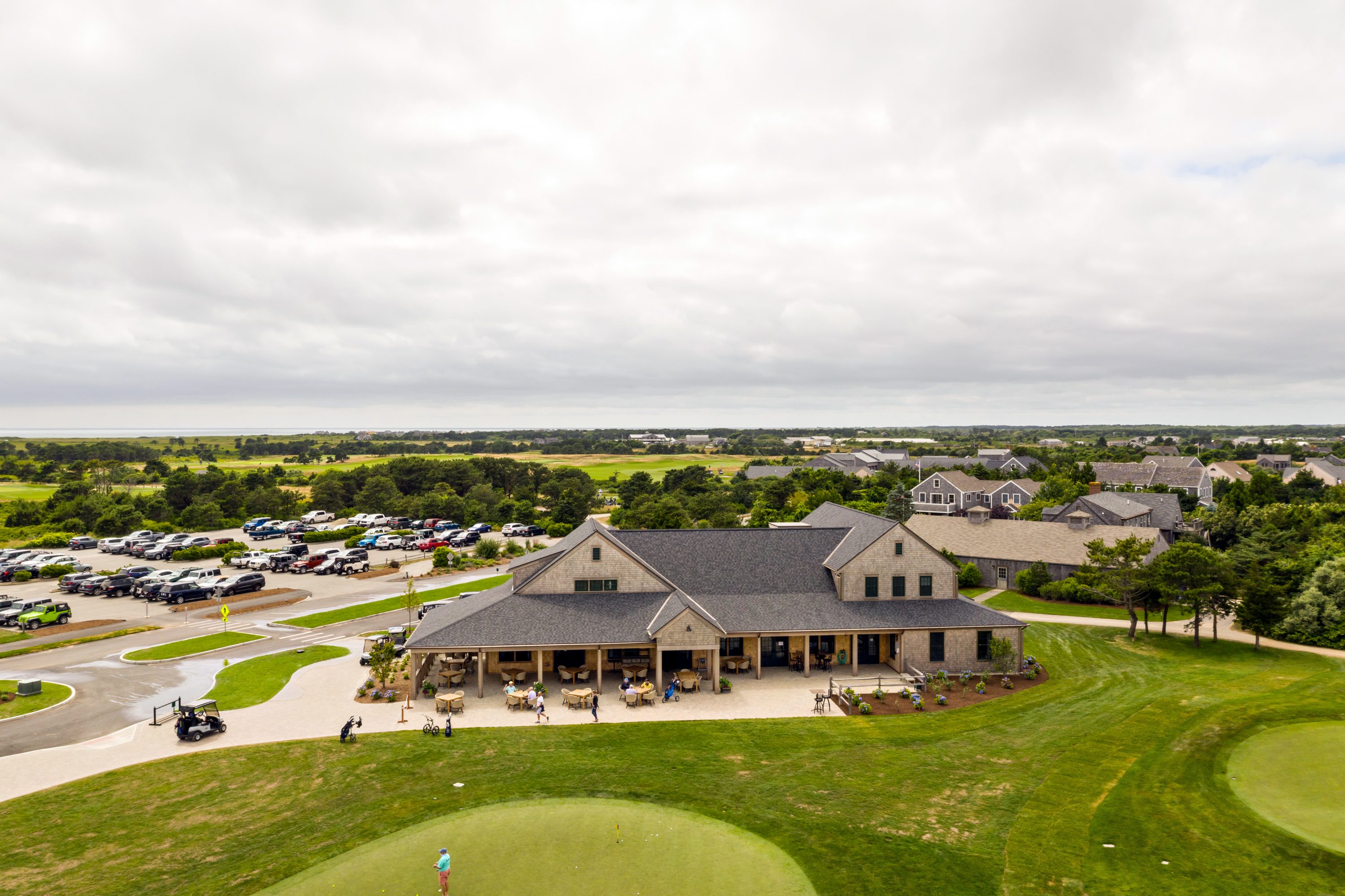 Miacomet Golf Club - Catalyst Architecture and Interiors